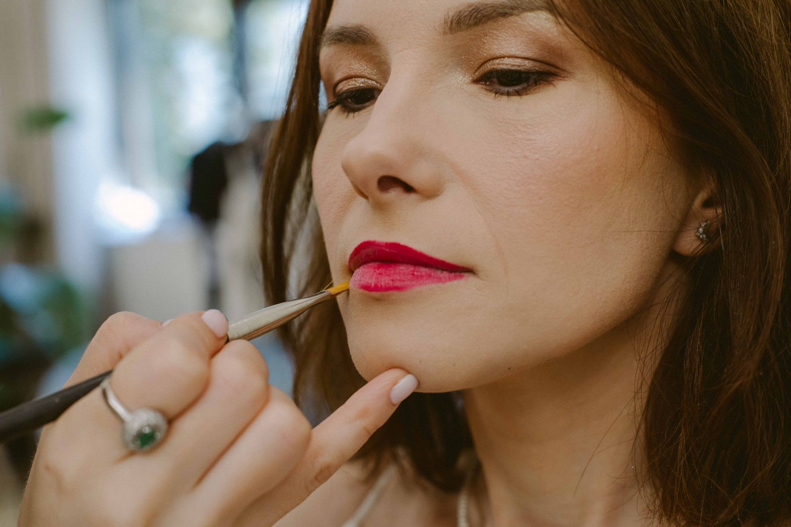 Despre Ina Raicu, makeup artist, și arta machiajului